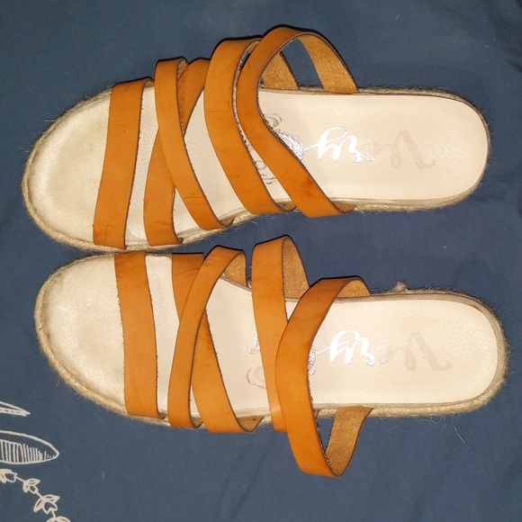 Very G | Shoes | Very G Platform Sandal | Poshmark